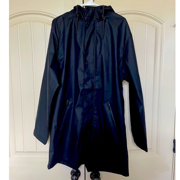 Goodfellow & Co | Jackets & Coats | Goodfellow Co Rain Jacket Size L ...